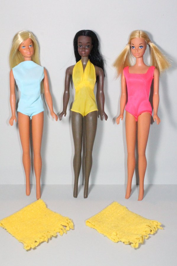 Vintage Barbie Sunset Malibu Barbie, Christie o.. | Köp på Tradera ...