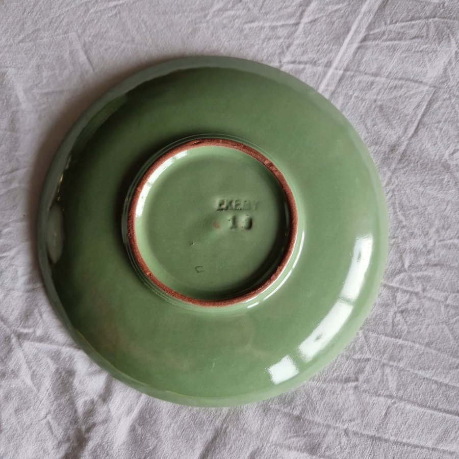 Anna-Lisa-Thomson, Upsala Ekeby, Tallrikar | Köp på Tradera (702525222)