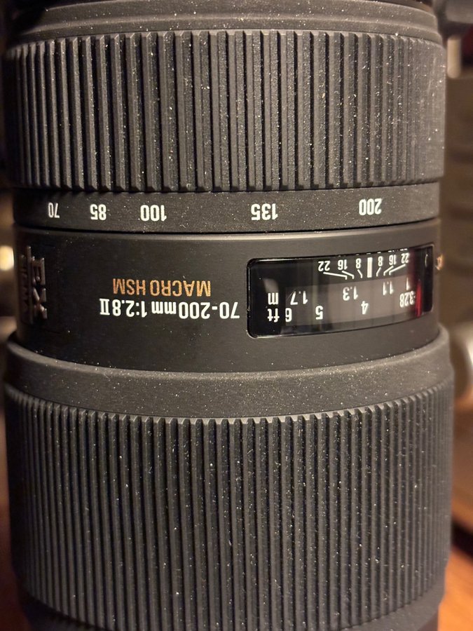Sigma 70-200mm f/2.8 II Macro HSM | Köp på Tradera (711673729)