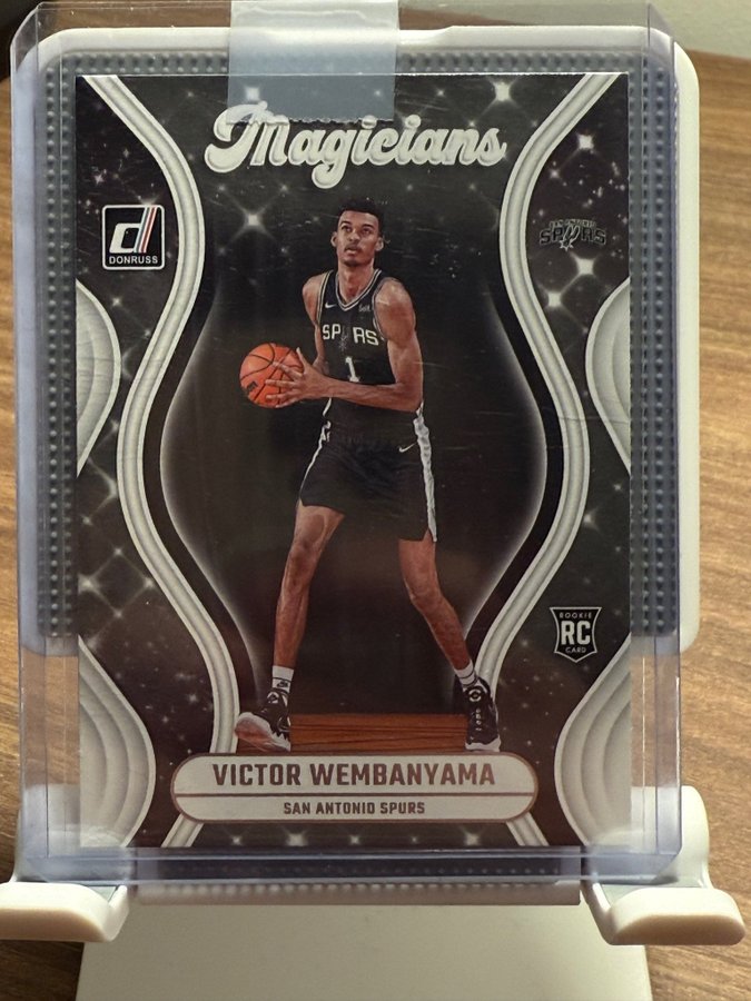 Victor Wembanyama Magicans rc | Köp på Tradera (711752073)