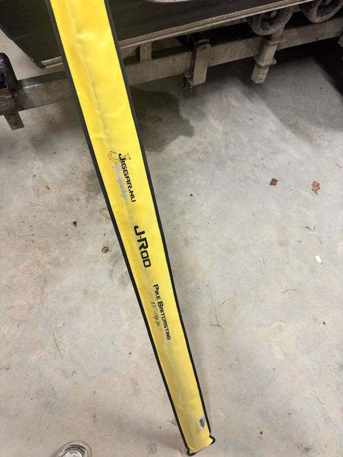 J-Rod Pike Casting Spö 8'3" 130g | Köp på Tradera (700372383)