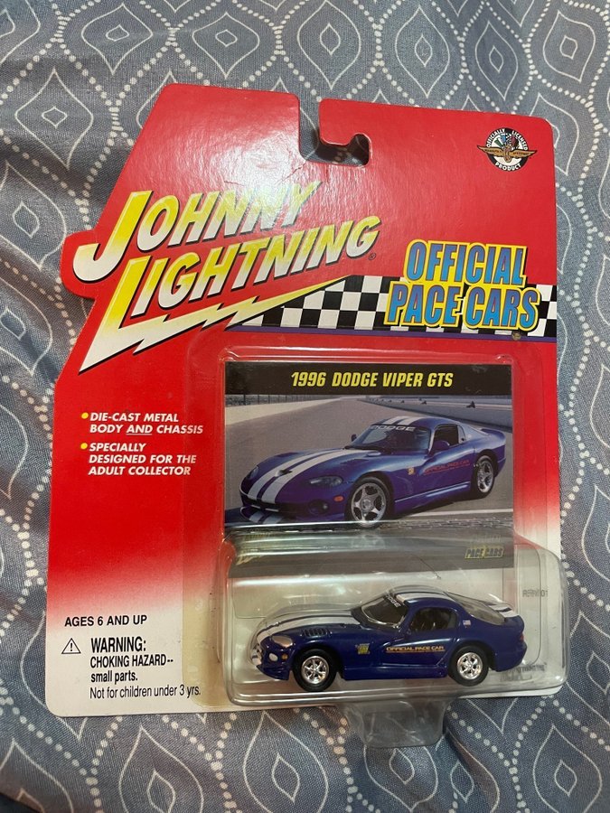 Johnny Lightning 1996 Dodge Viper GTS Official .. | Köp på Tradera ...