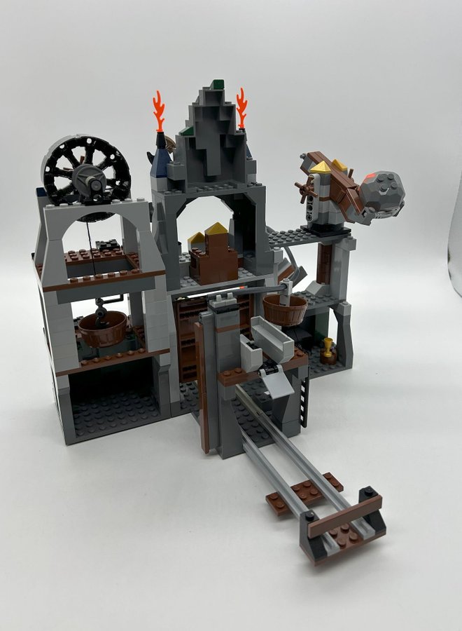 Se produkter som liknar LEGO 7036 Castle Dwarves' Mine på Tradera (697466982)