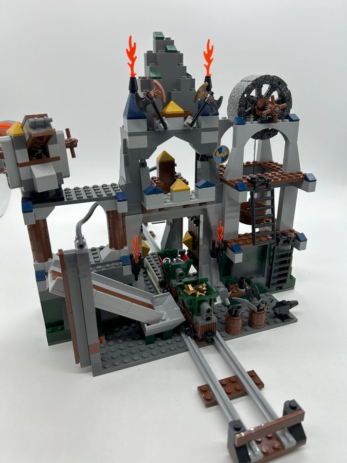 Se produkter som liknar LEGO 7036 Castle Dwarves' Mine på Tradera (697466982)