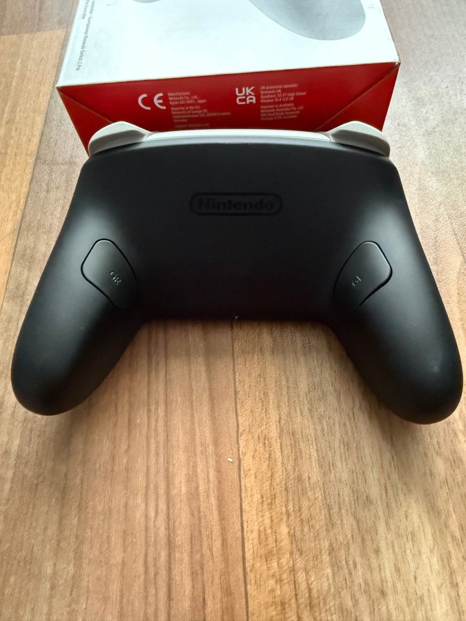 Nintendo Switch 2 pro controller | Köp på Tradera (714060813)