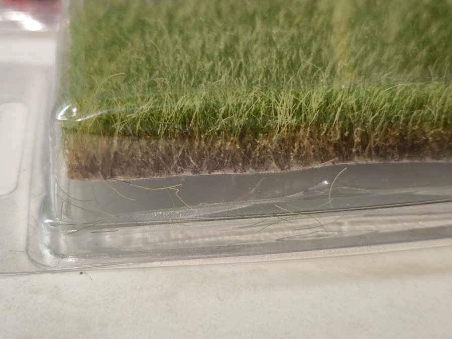 3st oöppnade frp med "Deko/gräs". Skala H0. | Köp på Tradera (701976912)