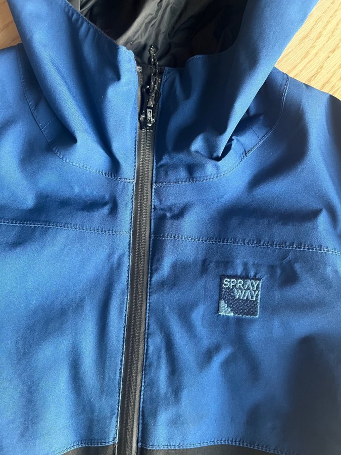 Skidjacka / vinterjacka från Sprayway 8-9 år | Köp på Tradera (708000931)