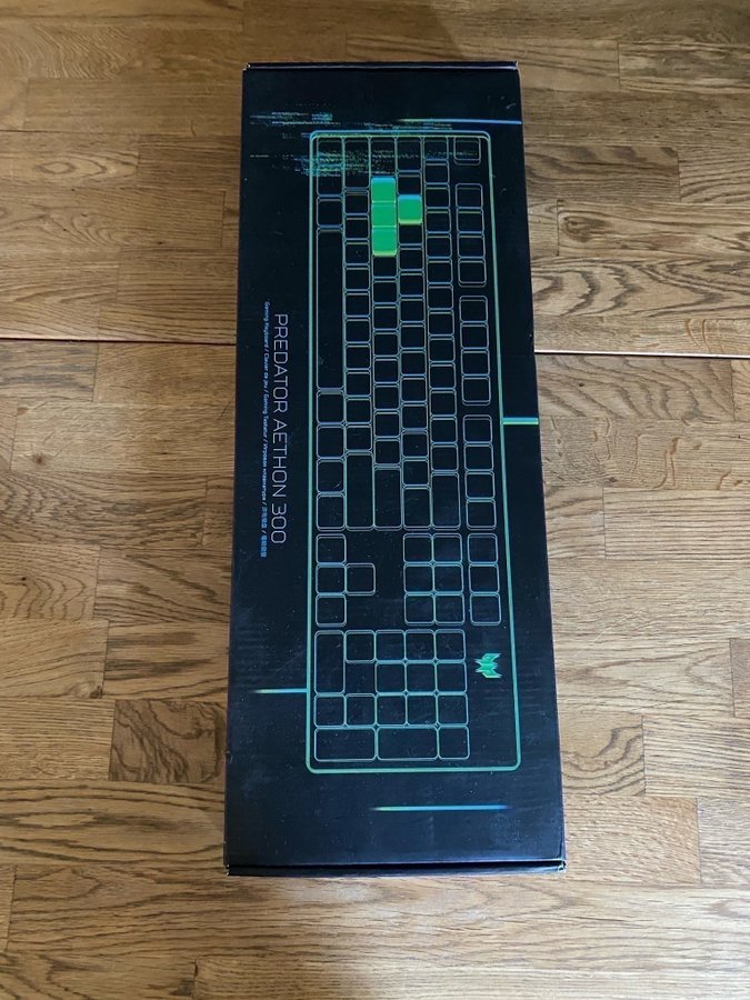 Se produkter som liknar Predator Aethon 300 Gaming Ta.. på Tradera ...