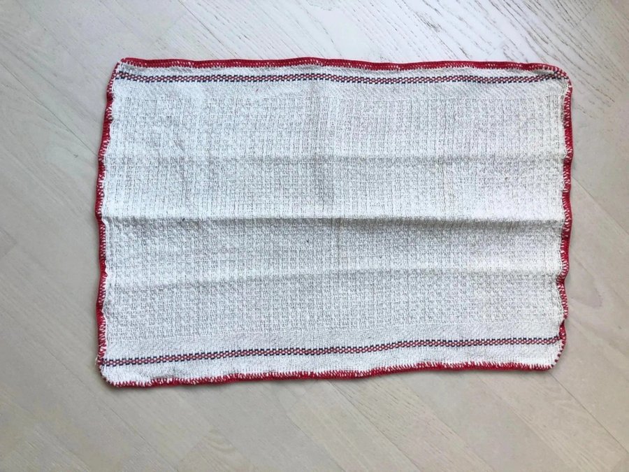 Retro - Klassisk skurtrasa i fräsht bomullsgarn | Köp på Tradera ...