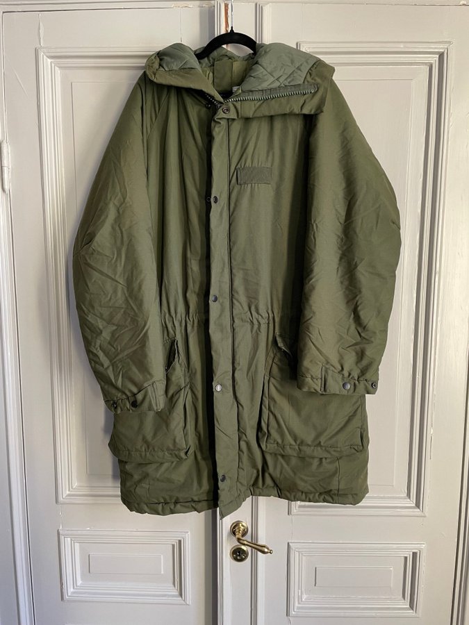 Se produkter som liknar 90s M/90 Värmejacka - XL på Tradera (656720289)