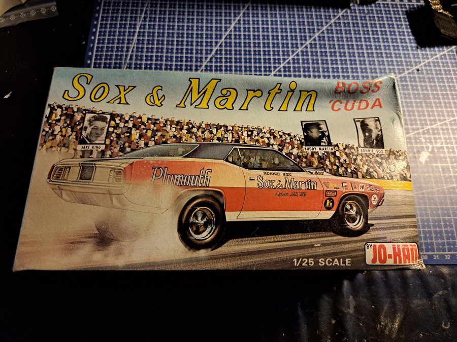 Jo-Han Sox& Martin BOSS 'CUDA 1/25 Skala | Köp på Tradera (711643877)
