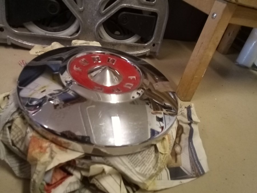 Navkapslar Ford 55-56 | Köp på Tradera (733781631)