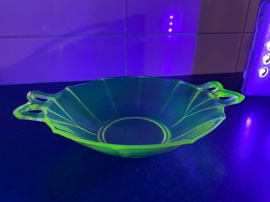 SIMON GATE ”Royal” Uranglas, uran, uranium, Grö.. | Köp på Tradera ...