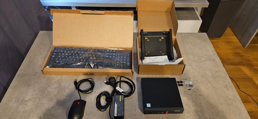 Lenovo ThinkCentre M70q Gen 5 | Köp på Tradera (713383738)