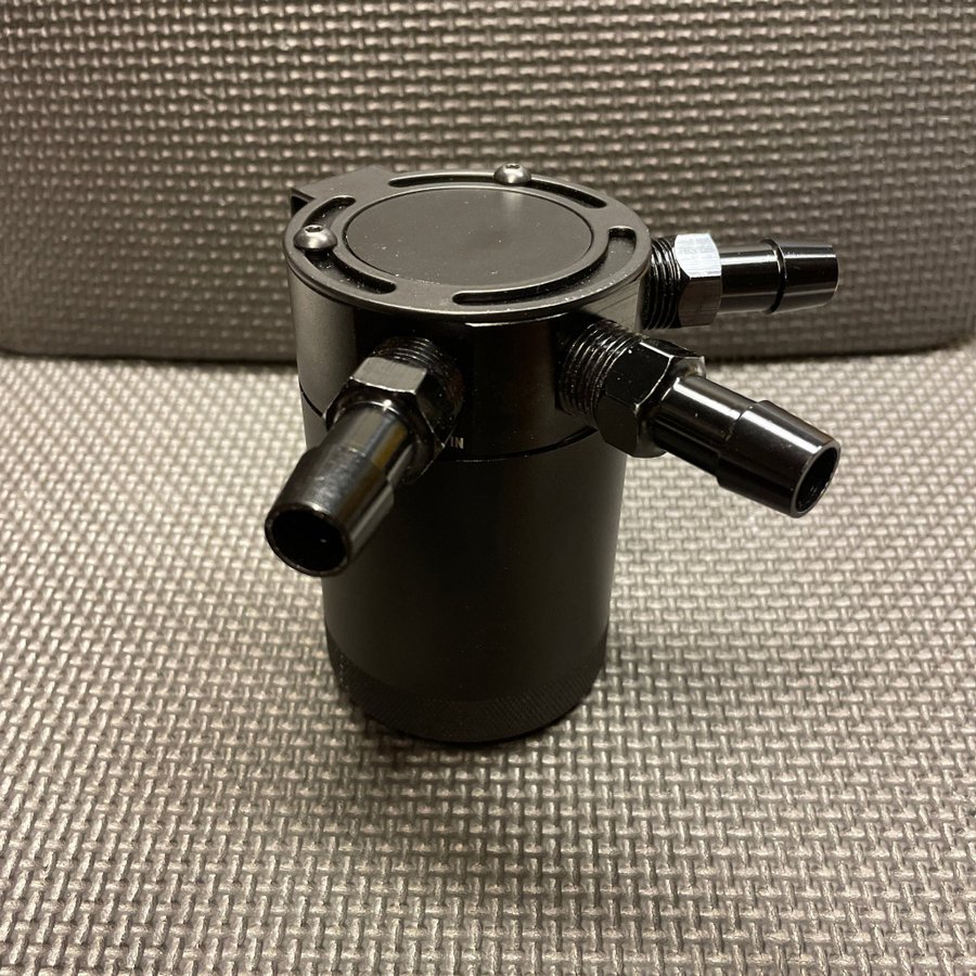 Se produkter som liknar Catch can 3-portar på Tradera (594468101)