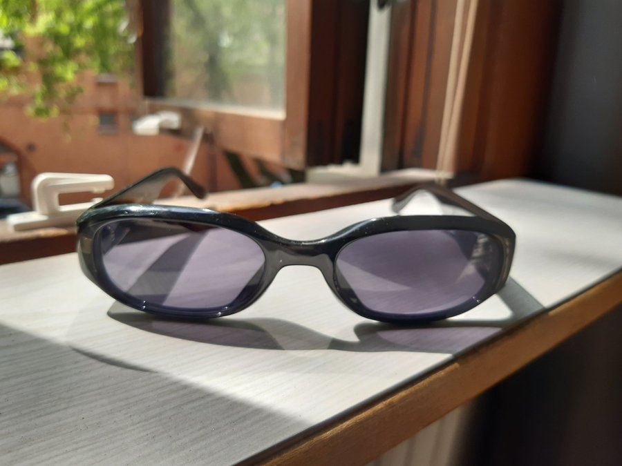 Max Mara solglasögon vintage sent 90-tal | Köp på Tradera (735173759)