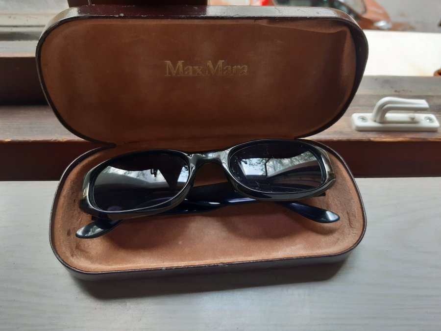 Max Mara solglasögon vintage sent 90-tal | Köp på Tradera (735173759)