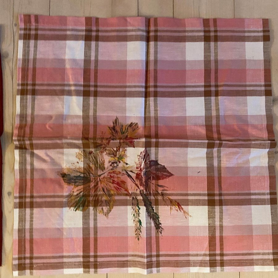 Dukar 4 st, 41 - 45 cm | Köp på Tradera (709458566)