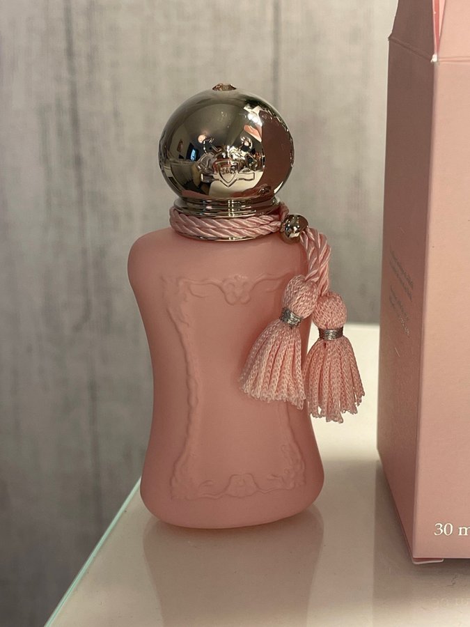 Parfums de Marly Delina Eau de Parfum 30ml | Köp på Tradera (695790431)