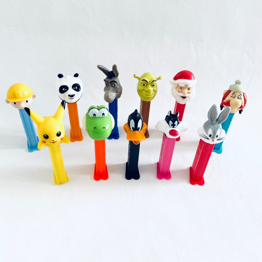 PEZ figurer paket Pokemon Pikachu Yoshi Shrek L.. | Köp på Tradera ...
