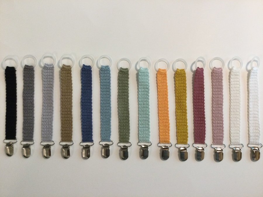 Napphållare nappband napp virkad baby barn ljus.. | Köp på Tradera ...