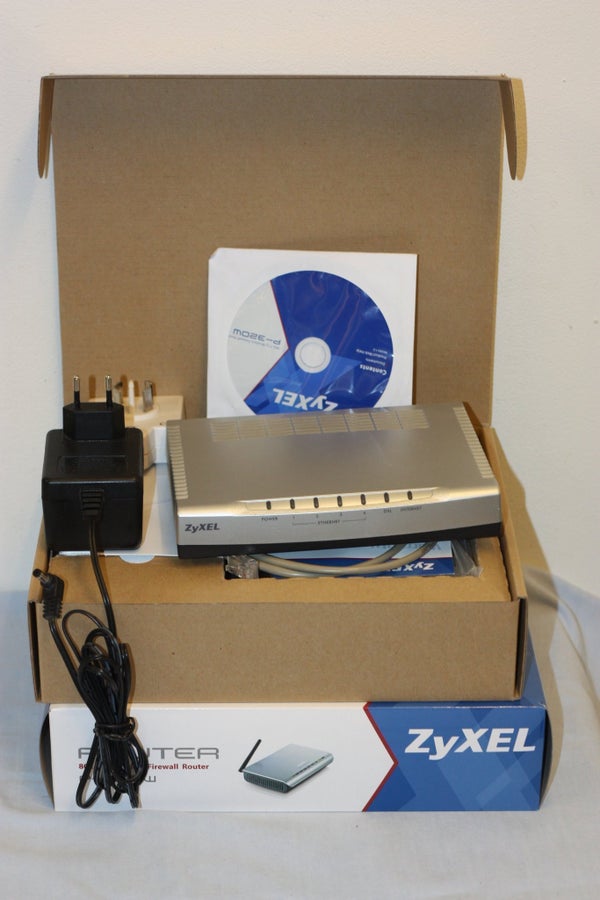Zyxel router P-320w och modem P-660H-D1 | Köp på Tradera (738226278)