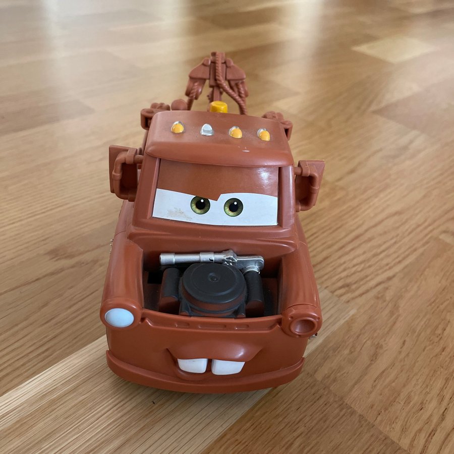 Bilar , Bärgarn från Blixten Mcqueen och Cars | Köp på Tradera (572395391)