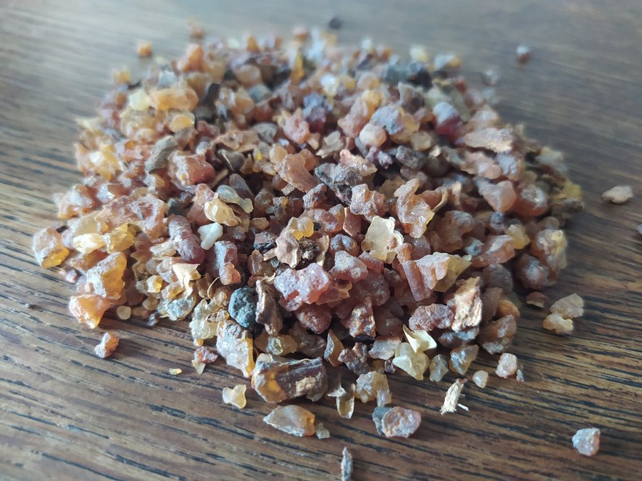 Myrra, kåda 100 gram (Commiphora myrrh, harts, .. | Köp på Tradera (628555025)