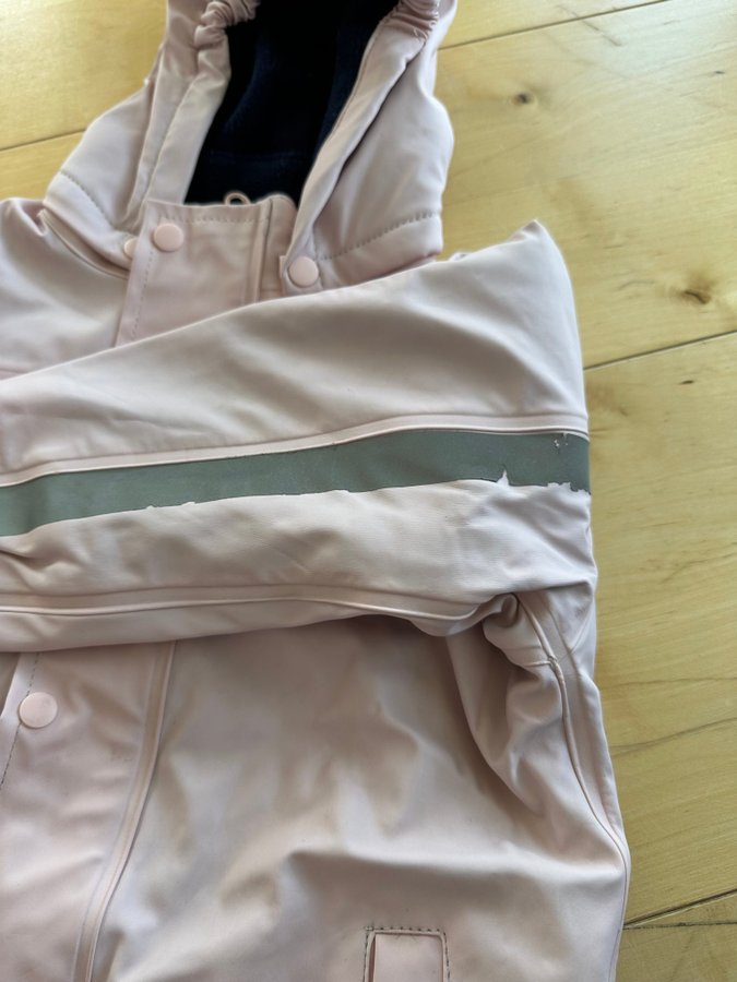 Skolli rosa fodrad regnjacka, storlek 86/92 | Köp på Tradera (702580216)