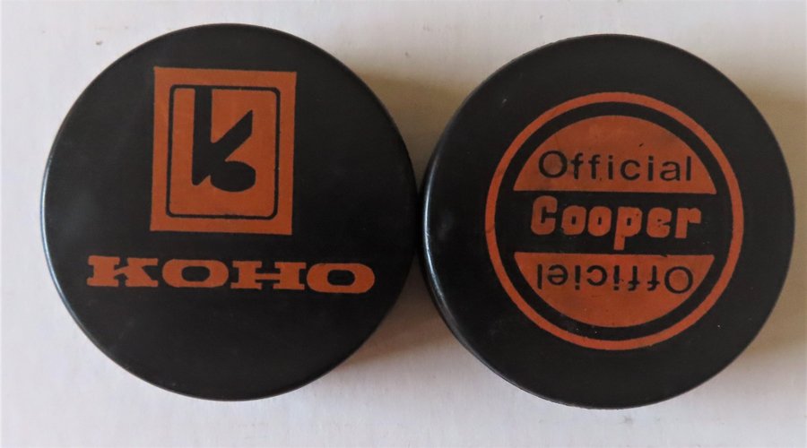 5 st. hockey reklampuckar från olika länder. | Köp på Tradera (709529891)