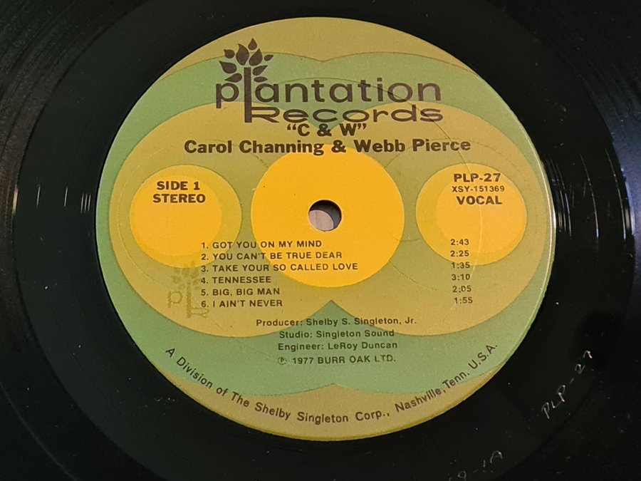 Se produkter som liknar Carol Channing & Webb Pierce .. på Tradera ...