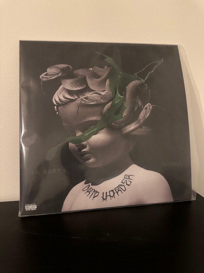 Se produkter som liknar Lil Baby & Gunna - Drip Harde.. på Tradera ...