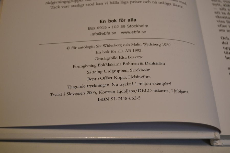 Barnens Första Bok - Siv Widerberg & Malin Weds.. | Köp på Tradera ...