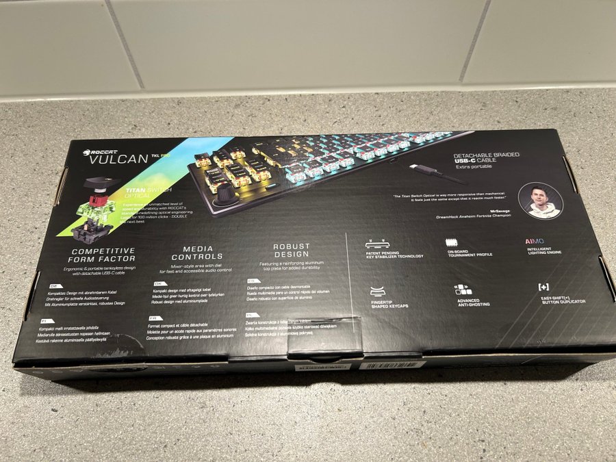 ROCCAT Vulcan TKL Pro – helt nytt, oöppnat – No.. | Köp på Tradera ...