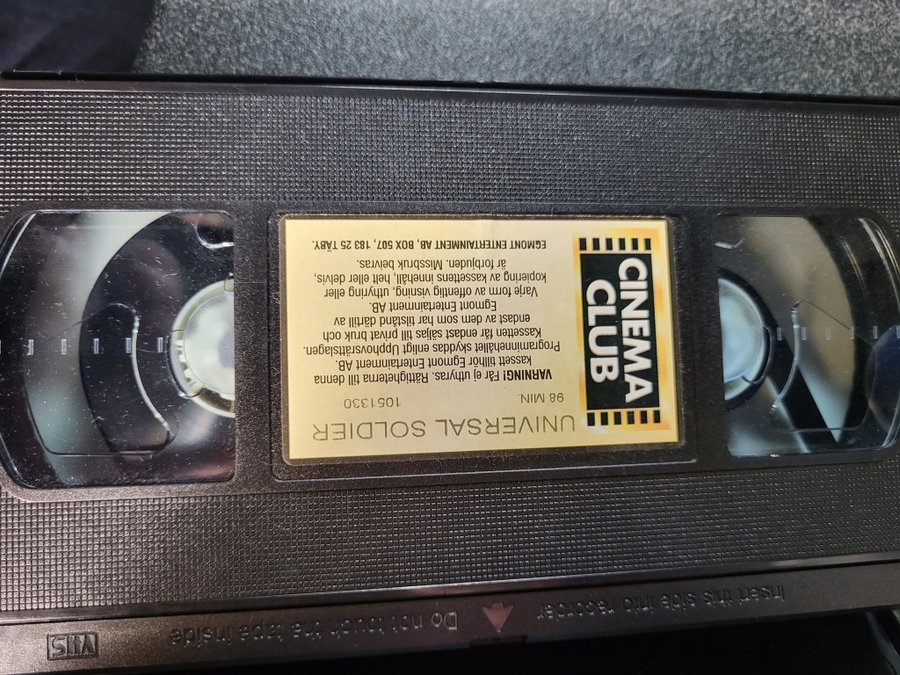 VHS-Universal Soldier -Samfrakt | Köp på Tradera (709436761)