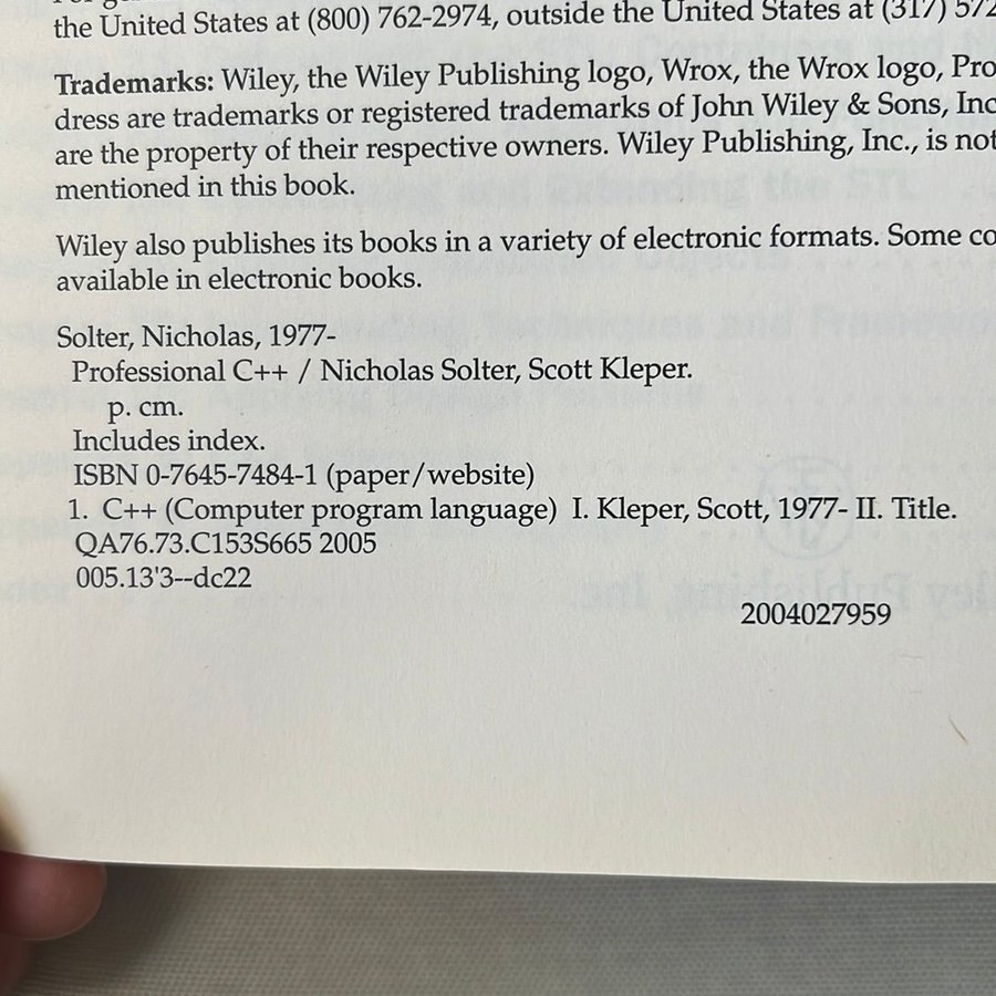 Professional C++ av Nicholas A. Solter och Scot.. | Köp på Tradera ...