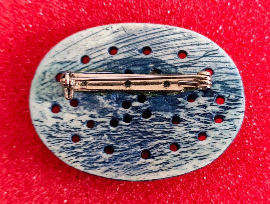 ÄLDRE SAMISK BROSCH I RENHORN – TRADITIONELLT H.. | Köp på Tradera ...