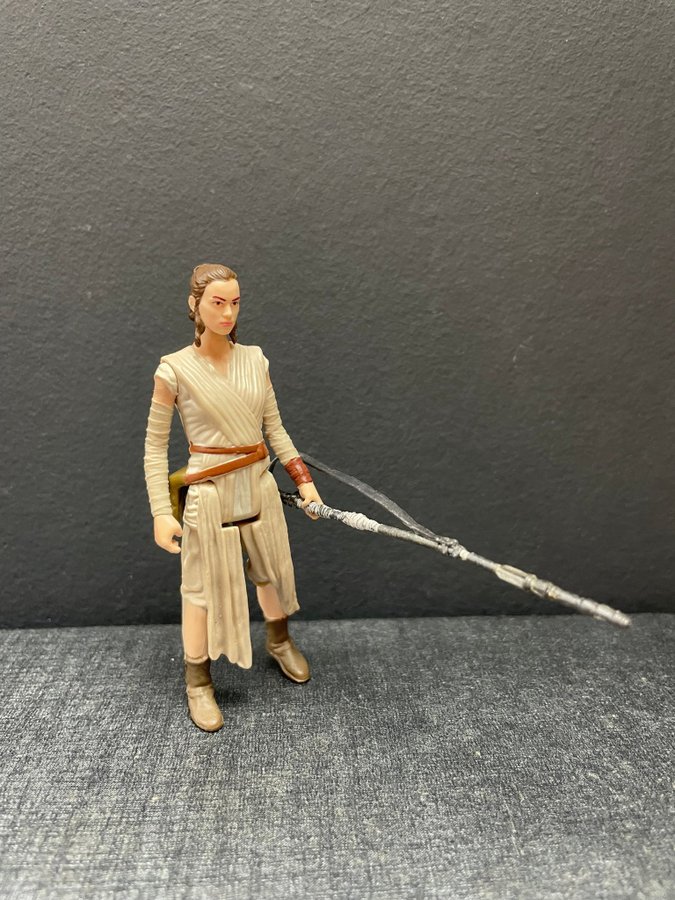 Star Wars The Collection Rey (Jakku) 3.75" Figure | Köp på Tradera ...