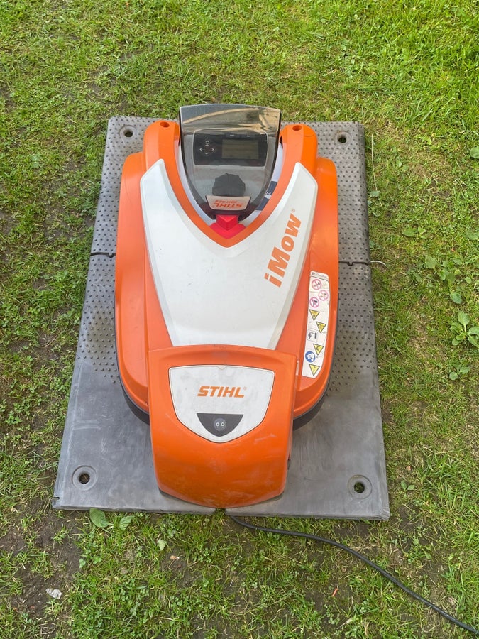 Robotgräsklippare Stihl iMow RMI 422 | Köp på Tradera (735655270)