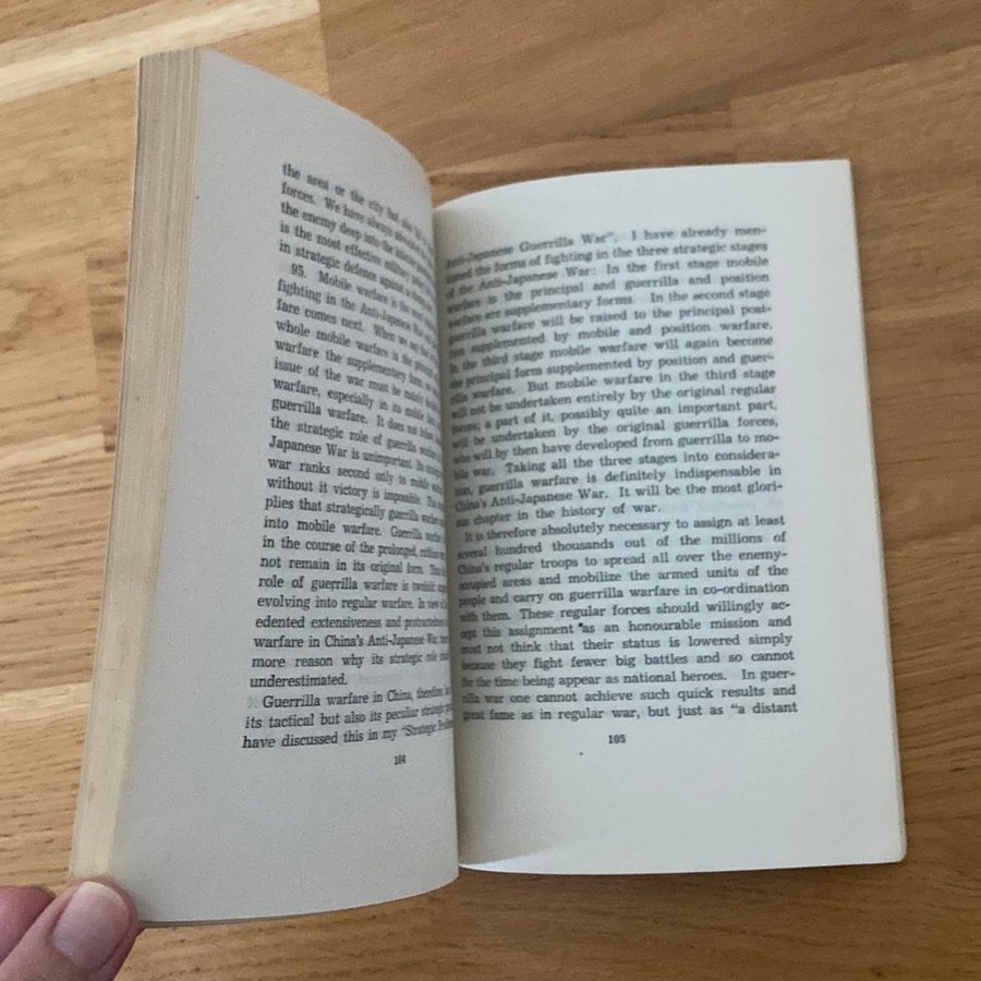 Mao Tse-Tung: Mao Tse-Tung on Protracted War (1.. | Köp på Tradera ...