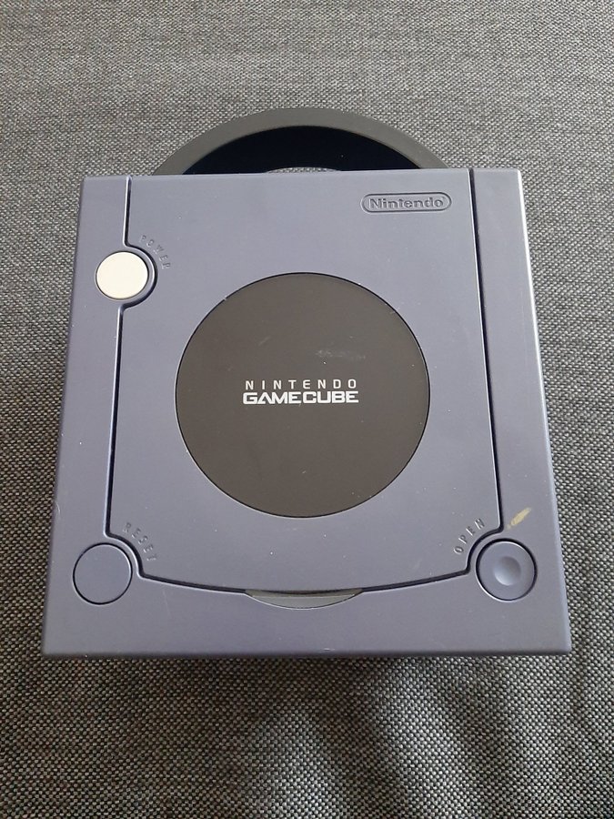 Nintendo GameCube Komplett med 3 spel och 1 han.. | Köp på Tradera ...