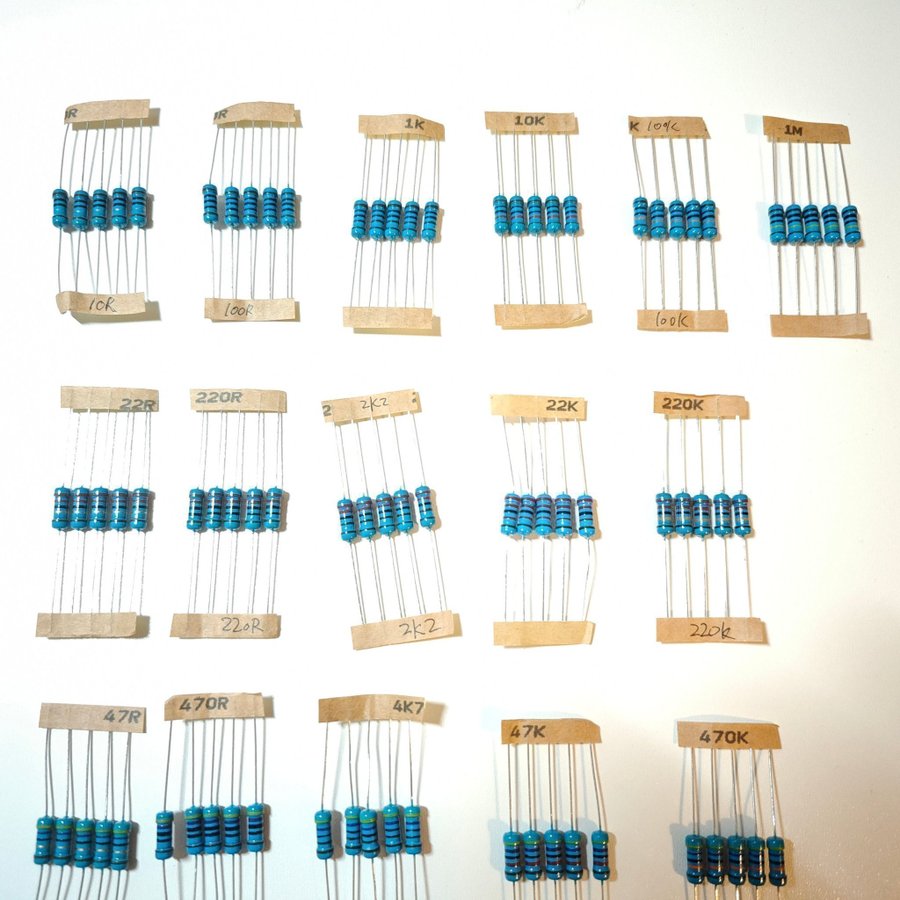 10 ohm - 1M ohm Metallfilmsmotstånd 1W 5% 5st/typ | Köp på Tradera ...