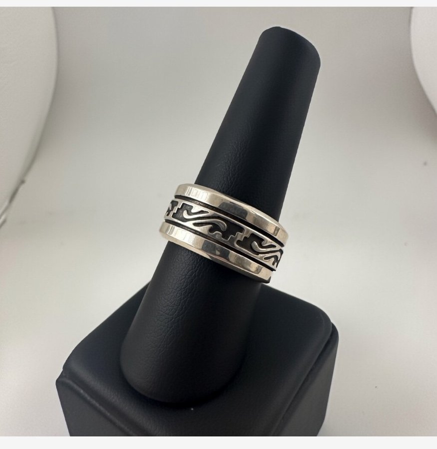 Bred Silverring spinner ring med mönster / stre.. | Köp på Tradera ...