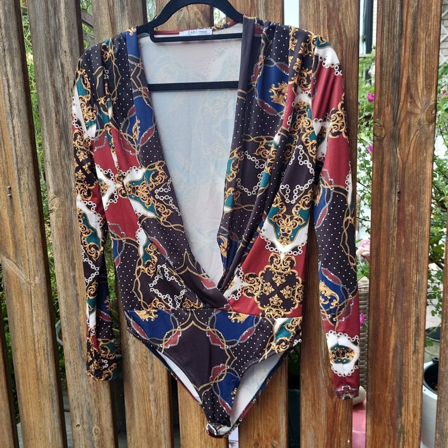 Zara, Capri Collection flerfärgad body, flerfär.. | Köp på Tradera ...