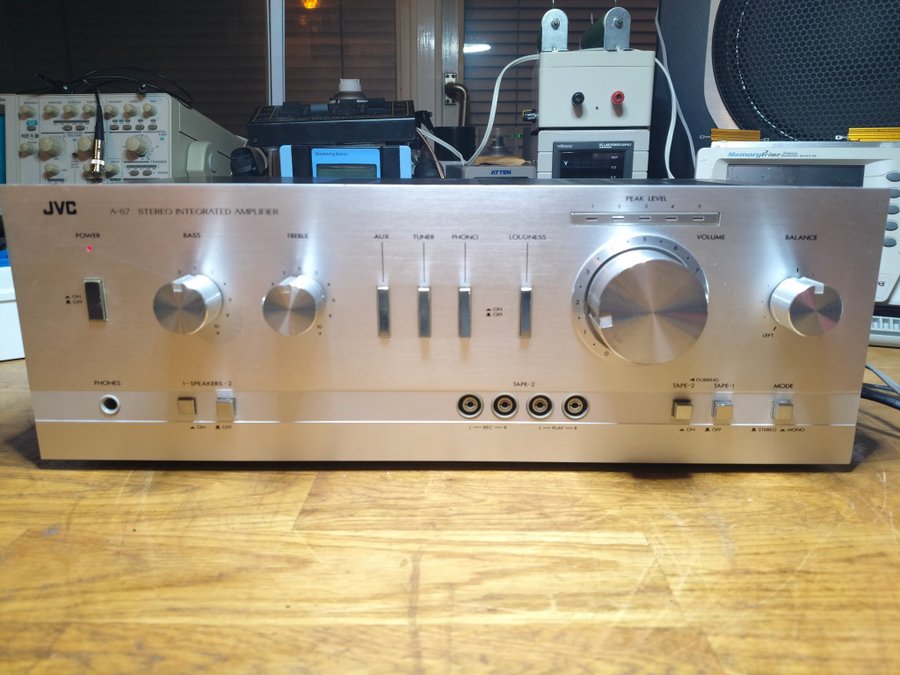 JVC A-S7 – Kraftfull Silverface-klassiker i top.. | Köp på Tradera ...