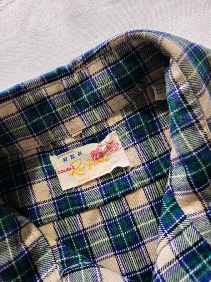 Red Horse, Vintage 1970s Checkered Classic Cut .. | Köp på Tradera ...