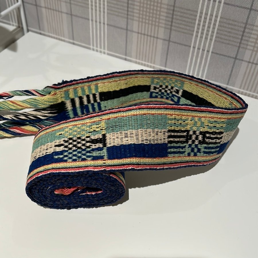 Handvävt band / skärp handarbete hemslöjd längd.. | Köp på Tradera ...