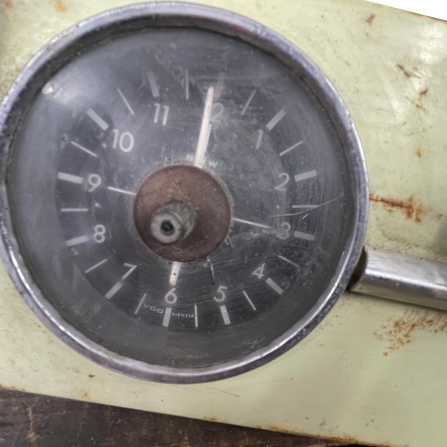 Vw typ1 handskfackslucka med BMW kienzle klocka | Köp på Tradera ...