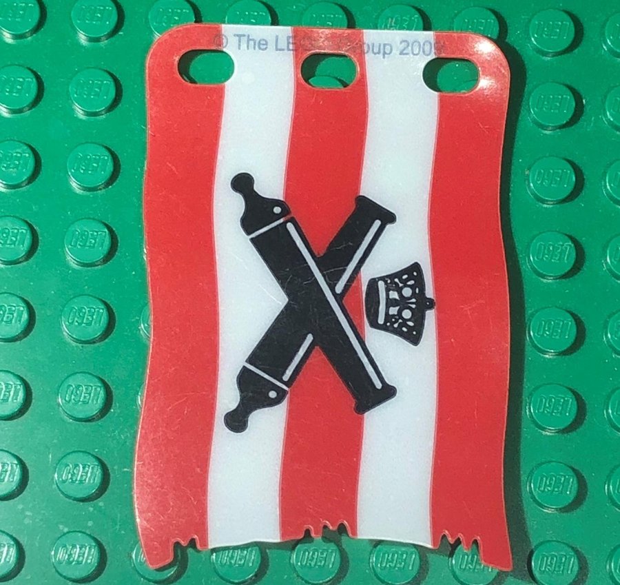 LEGO Plastic Flag 7 x 4 with Crossed Cannons 84.. | Köp på Tradera ...
