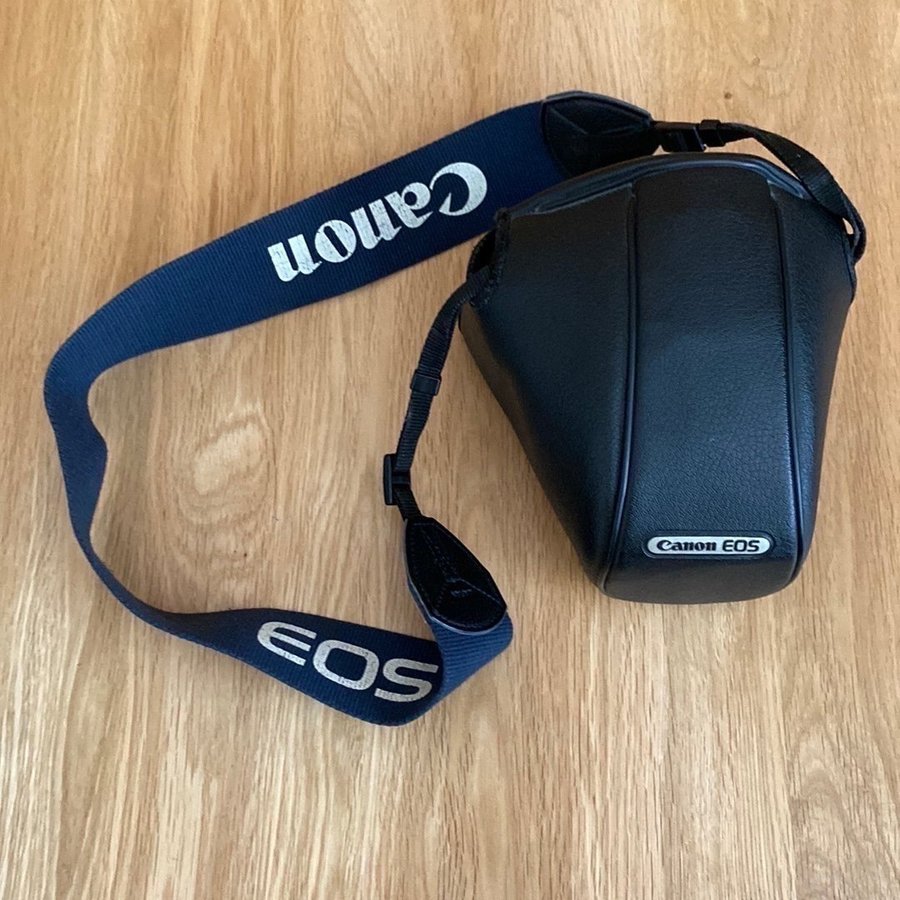 Canon EOS 1000F med kameraväska och rem | Köp på Tradera (713598965)